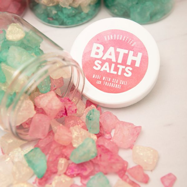 Learn How To Make These Gorgeous, Sparkling Bath Salt Gifts!