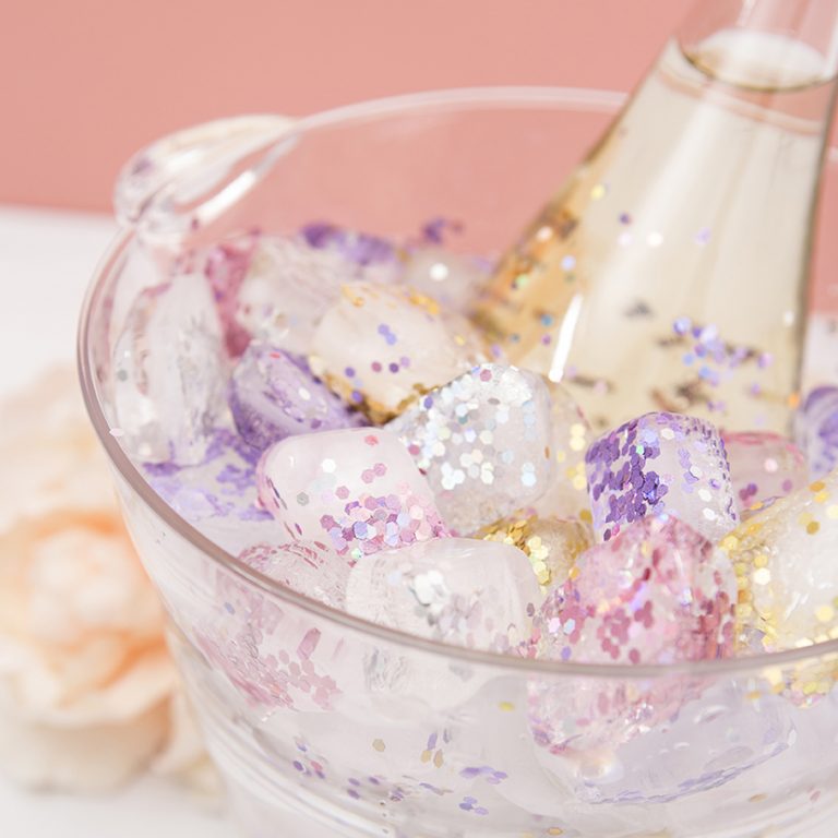 Learn How To Make Gorgeous, Glitter Ice Cubes For Chilling!