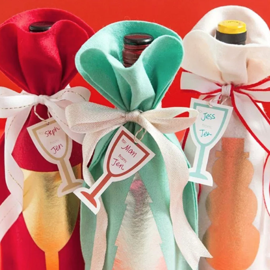 20 Awesome DIY Favors That Would Make Fabulous Holiday Gifts!